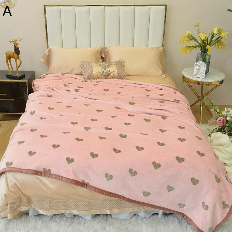 　　　 ◆◇◆人気の秘密◆◇◆ ?【軽くて暖かい】超軽量ブランケットで、圧迫感を与えないです。優れた縫製技術のおかけで、超極細繊維がちゃんと詰まっていて、薄くて軽い割には、高い保温性と耐久性を兼ね揃え、これ一枚だけでかなり長い季節をカバーし...