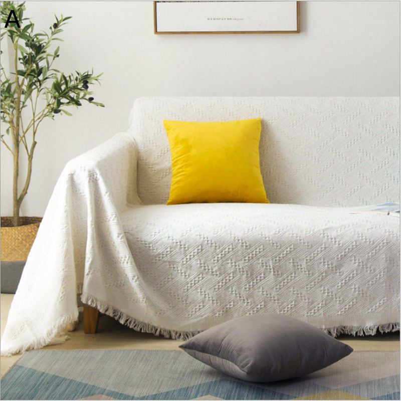 　　　 ◆◇◆人気の秘密◆◇◆ 【簡単着脱・防汚れ】ソファーに掛けて、簡単に切り替える。女性一人の力でも楽に、素材がぐんぐん伸びるから、ソファーの形に沿えるようにフィット。汚れや傷が気になるソファにカバーを掛ければ、お部屋の雰囲気もガラっと...