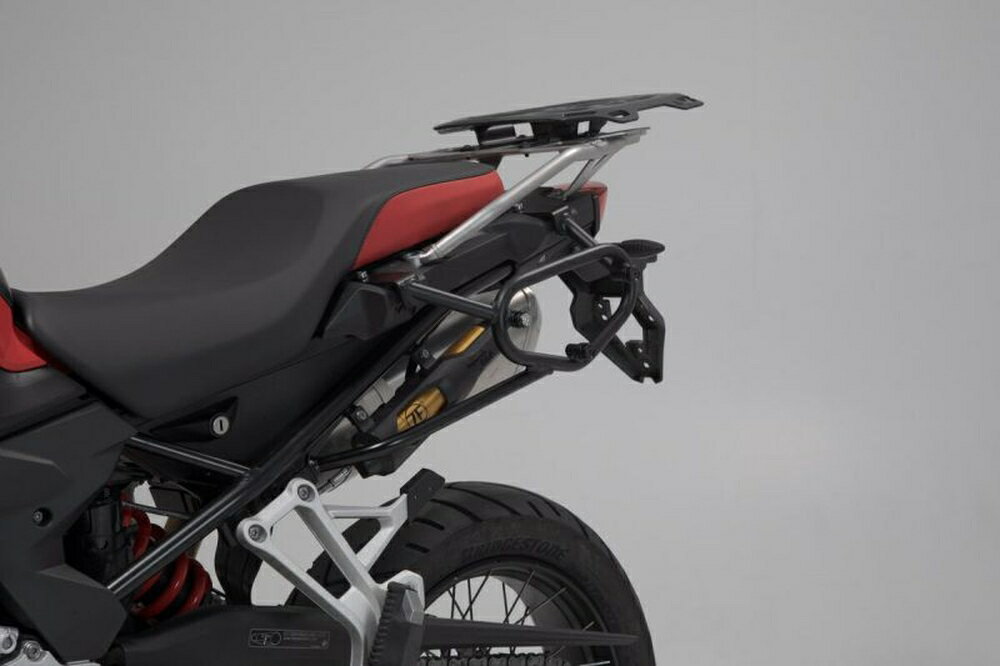 ◆適合車種 BMW F850GS '2017 〜 '2020 BMW F750GS '2017 〜 '2017 BMW F750GS '2020 〜 '2020安全にバッグをマウントするための車種専用設計のサイドキャリア。 クイックリリース...