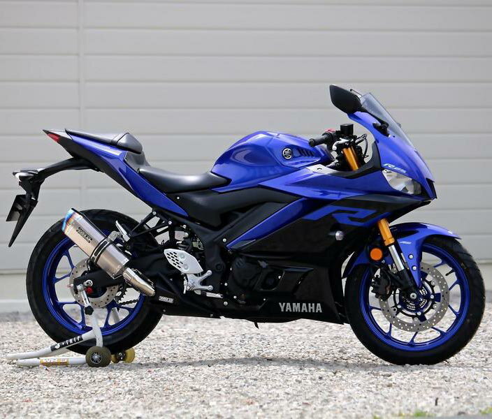 ◆適合車種：新型YZF-R25【2BK-RG43J】 / 新型YZF-R3 【2BL-RH13J】’18年・’19年〜 ◆近接騒音値：90db / JMCA認定品 / 車検対応 ◆ジョイントガスケット付属 ◆STD＆タンデムステップ対応 ◆...