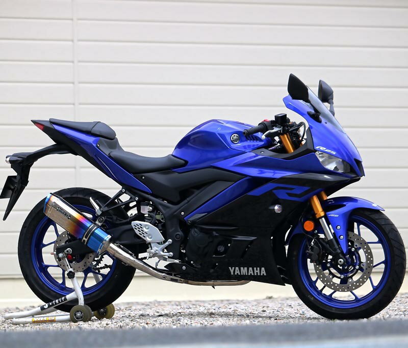 ◆適合車種：YAMAHA YZF-R25（'18-） ◆適合型式：2BK-RG43J ◆材質：ステンレスパイプ/チタン（焼き色）サイレンサー ◆JMCA認定/政府認証品 ◆近接音量値：94dB ◆加速騒音値：81dB ◆重量：4.1kg （...