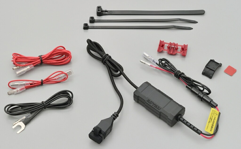 モバイル機器をツーリング中に充電！スマートフォンなどのバッテリー切れ不安を解消！USB PD【Power Delivery】対応 最大出力18W（5V/3A、9V/2A、12V/1.5A）。 メインキー連動でバッテリー上がりの心配なし! ブ...