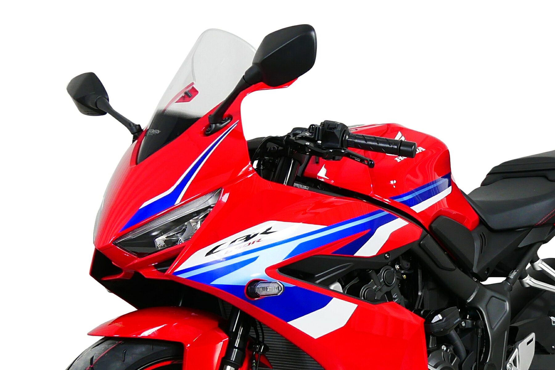◆適合車種 CBR650R [8BL-RH03](24) 「スクリーン レーシング」は、スクリーン中央部がドーム状に盛り上がったスクリーンです。 伏せたライディングポジションを考慮した形状を採用し、「MotoGP」や「WSB(ワールドスーパ...