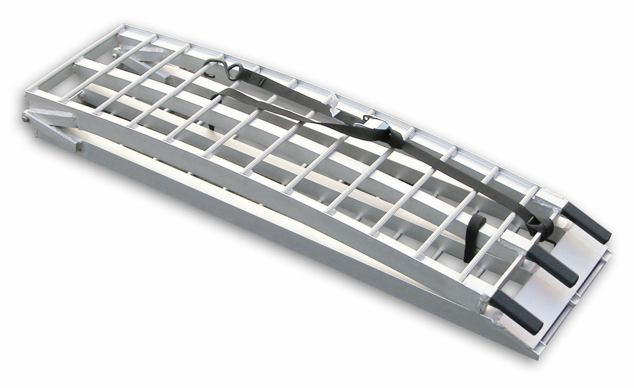 【使用時寸法】308×2100mm 【最大積載重量】339kg 【折りたたみ時寸法】308×1140×140mm 【色】シルバー 【付属品】タイダウンベルト 1本 ハーレーや国産アメリカンなど車高の低い車両でも底打ちし難いアーチ状のラダーレ...