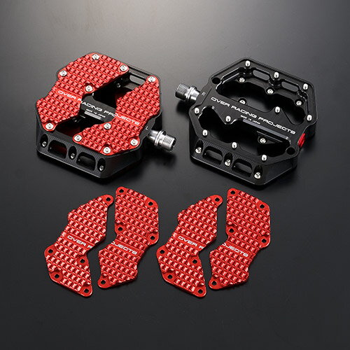 OVER Racingが培ってきた加工技術をベースに、マシンニングセンターで加工。シンプルなデザイン設計とすることで、剛性や機能性を追求し走りやすさを求めました。 ノンスリッププレートはモーターサイクルに使用するステップから着想を得た、V溝...