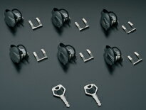 アルミトップケース38L、アルミサイドケースセット同時装着時用 キーシリンダー6個（ケース固定用×3、ケース開閉用×3）＋キー2本 ロックセット 99000-990D7-096（2個セット）、99000-990D7-098（4個セット）、9...