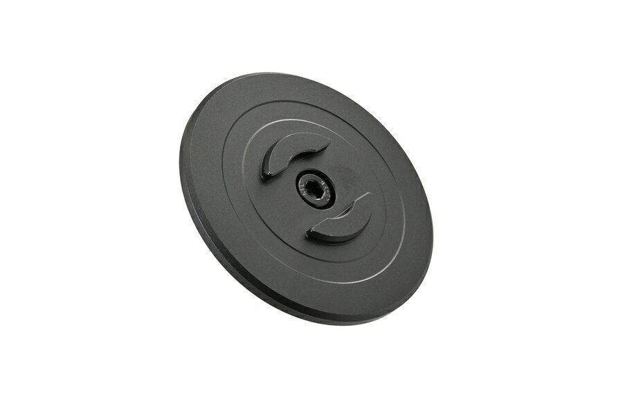 SPC+を更に使いやすくするMag-alignアダプター。 中心のマウントの外側にマグネットリングを搭載。 装着時にマグネットの磁力でフォンケースがマウントへ誘導されるのでカンタンに固定位置が分かります。 ・カラー：ブラック※ヘッドを交換後...