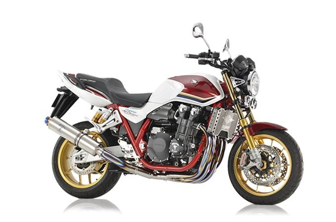 CB1300Final Edition発売を記念して新たにチタンフルエキゾーストマフラーFinal Anniversaryモデルを新発売 徹底したテスト開発を繰り返し行い、心地良いトルク特性と重厚なサウンドを奏でる、スタイリッシュな超軽量マ...