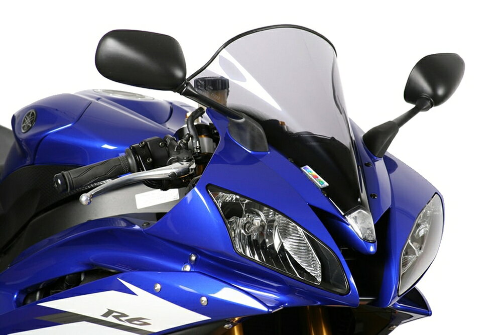 カタログ品番: MR236K メーカー品番: 4025066105793 JANコード: 4548664801657 「スクリーン レーシング」は、スクリーン中央部がドーム状に盛り上がったスクリーンです。伏せたライディングポジションを考慮し...