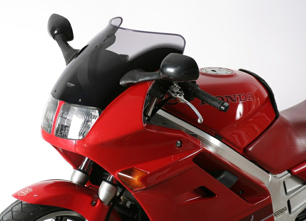 カタログ品番: MS010K メーカー品番: 4025066125494 JANコード: 4548664778058 ブラック グラデ-ション有り (寸法:純正長 -80mm) 「スクリーン スポイラー」は、スクリーンエンドが小さく跳ねあが...