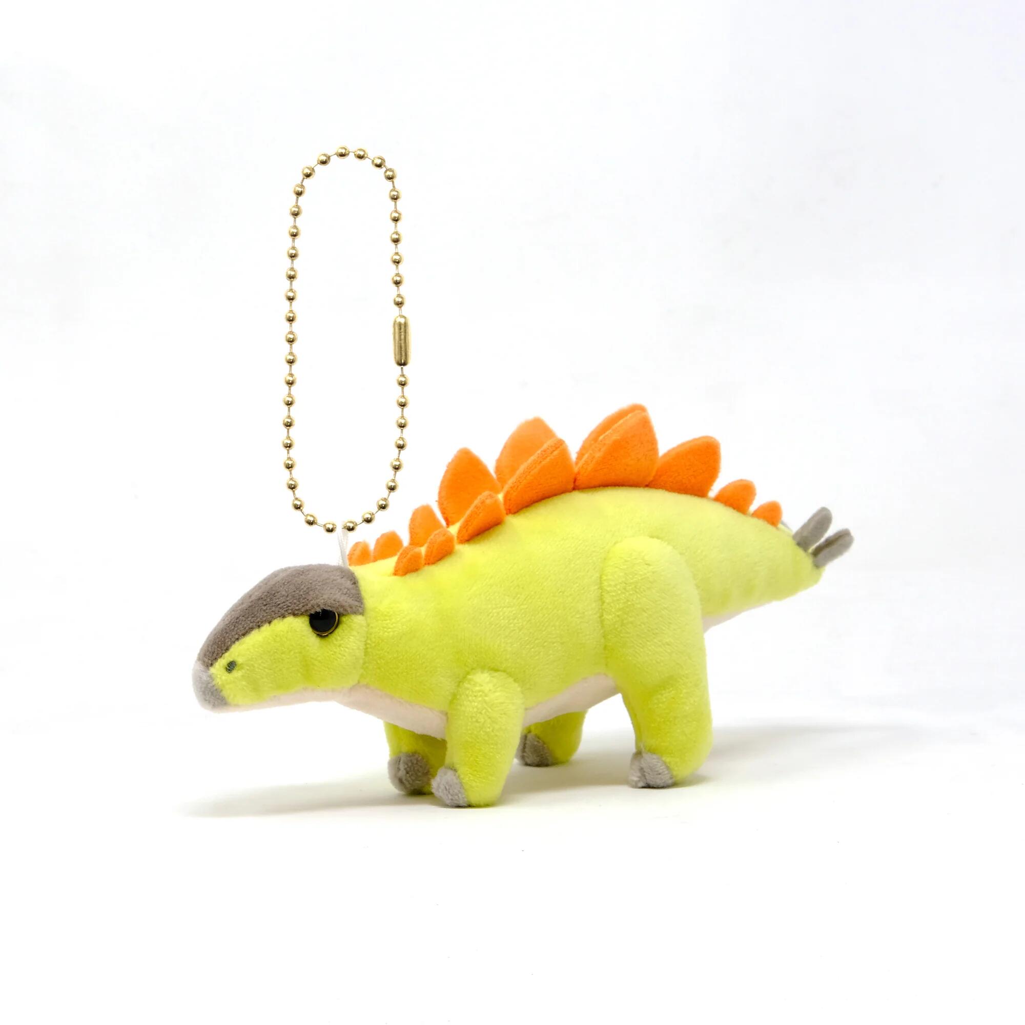 【ダイナソーモデル】シリーズはコチラ 【商品名】 ステゴサウルス ミニマスコット 【仕様】 総合監修：徳川広和 商品サイズ：L16×W5×H7.5cm / 21g Item CD：70834 【商品説明】 可愛くデフォルメされたフォルムの中...