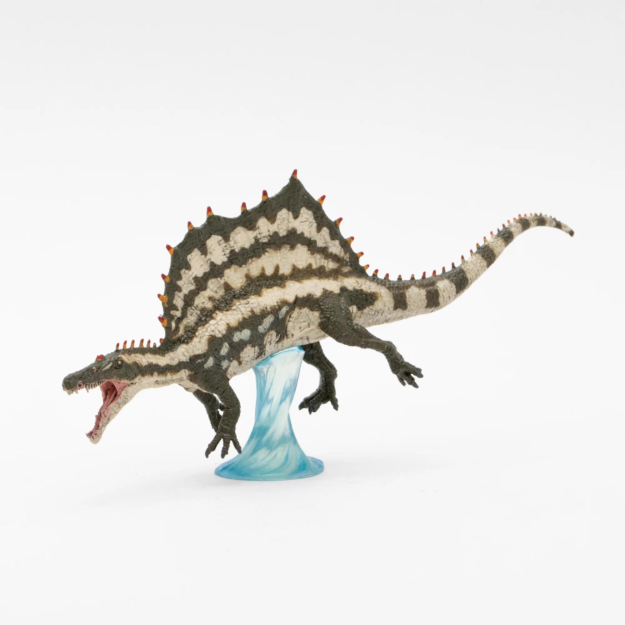 【ダイナソーモデル】シリーズはコチラ 【商品名】 スピノサウルス 遊泳ver. ソフトモデル 【仕様】 総合監修：荒木一成 商品サイズ：L23.5×W3.5×H10.5cm / 82g Item CD：73317 【商品説明】 近年発表され...
