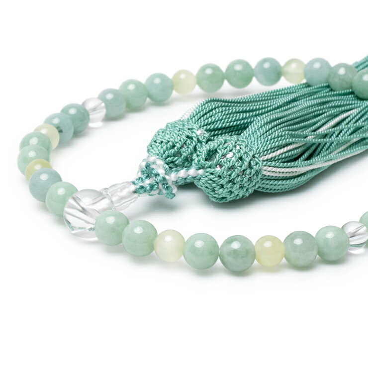 Jade【彩や】京念珠 翡翠デザイン念珠こちらは主玉にビルマ翡翠と新山珠（サーペンティン）を使用した女性用念珠（数珠）です。ビルマ翡翠とは、ミャンマー産の硬玉（ジェダイト）のことです。瑞々しい緑色をもつ翡翠は永遠性や不変性の象徴でもあり、魂...