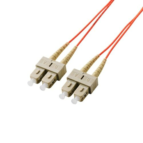 光ファイバー/SC-SC/2芯/OM2/5m ■光で信号を伝送し、大容量のデータ伝送が可能な光ファイバーケーブルです。短距離伝送が可能です。 ■外部からのノイズの影響がなく安定した高速通信、長距離信号伝送が可能です。 ■取り外し可能なプッシ...