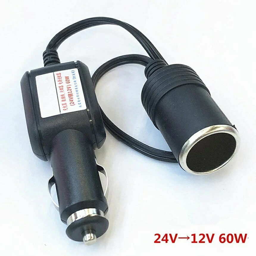 本商品はトランクなど大型車のシガープラグ(24V仕様)で普通車のシガープラグ(12V仕様)用の周辺機器 を使用できるようにする変換器です。 入力電圧:DC24V 出力電圧:DC12V 出力電流:5A。本製品の定格出力はDC12V、5A以下で...