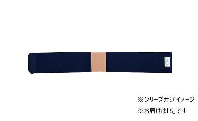 特殊高張力特性を持ったバンドが適確に足関節を固定します。足底板と8の字バンドは容易に取り外しが可能。左右兼用で、面ファスナー接着により着脱も簡単に行えます。抗菌加工済。サイズバンド寸法:8×45cm個装サイズ：24.7×9.7×1.9cm重...