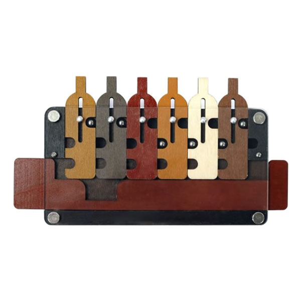 『かつのう』とは 脳の健康維持を意識して、脳の若返りを目指すパズル・エクササイズ。 認知機能の低下が始まる前から気になる頃まで、脳への適度な刺激を与えながら、笑顔で楽しく取り組むことができるパズルシリーズです。 ●遊んで楽しい、飾っても楽し...