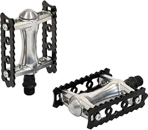 C276 Pedal C276 ペダル クラシカルなデザインを採用した街乗り向けプラットフォームペダルです。アルミ合金製のボディとケージが軽量性と剛性を両立し、耐久性の高いクロモリ製9/16″アクスルとボールベアリングが滑らかな回転を実現。...