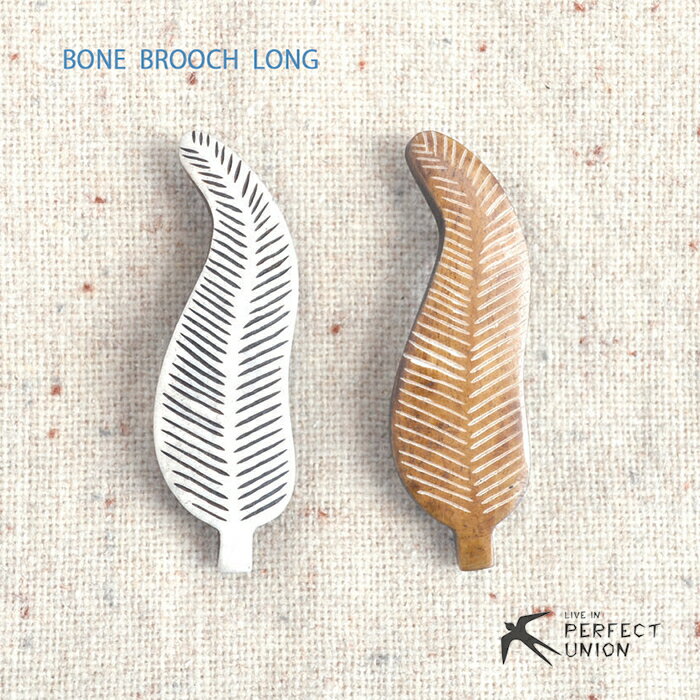 商品情報素材/材質水牛の骨サイズ/寸法約20x65mm商品説明水牛の骨を手彫りしたブローチです。※ご使用のモニター等の環境により、実際の商品と色味や質感が若干異なる場合がございます。※手彫りしているため、デザインやサイズが若干異なる場合がご...