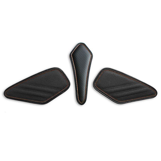 ●メーカー名：ルイモト / LUI MOTO●商品名：タンクリーフ/Sport フルキット●カラー TEC-GRIP/CFブラック/オレンジステッチ・カラー：TEC-GRIP/CFブラック/ライムグリーンステッチはこちら・カラー：TEC-G...