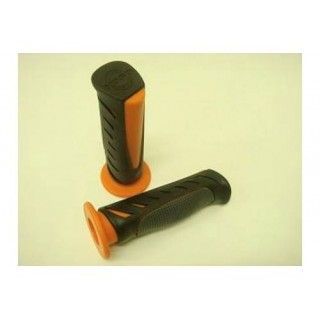 ●メーカー名：コーソー / KOSO●商品名：KOSO グリップ●カラー：オレンジ・カラー：黄はこちら●メーカー品番：HA-KS-O●JANコード：4580496208181商品の保証は、メーカー保証書の内容に準じます。●備考2009年 N...