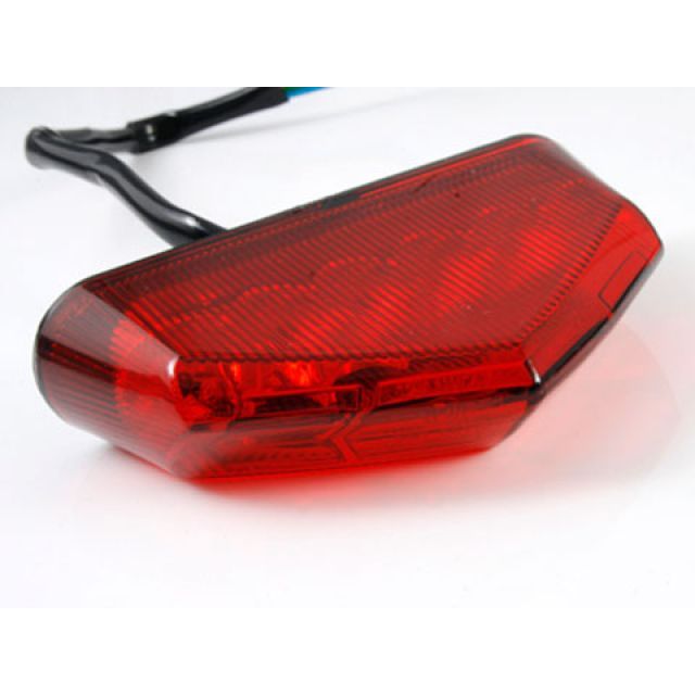 ●メーカー名：スターテック / STARTECH●商品名：汎用LEDテール ウインカー付●レンズ レッド・レンズ：クリアーはこちら●メーカー品番：B00905-R●JANコード：4580496206736商品の保証は、メーカー保証書の内容に...