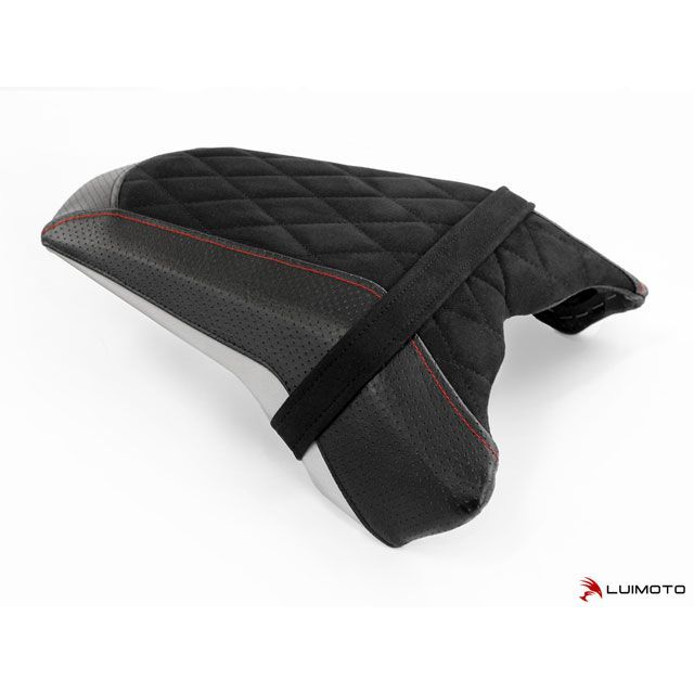 ●メーカー名：ルイモト / LUI MOTO●商品名：リア シートカバー Diamond Sport●メーカー品番：LM-2401201●JANコード：4589678394193商品の保証は、メーカー保証書の内容に準じます。カラースウェード...