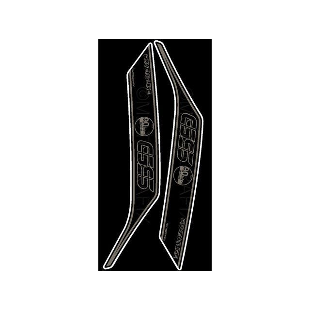 ●メーカー名：モトグラフィックス / MOTOGRAFIX●商品名：ボディパッド?BLK/GLD●メーカー品番：MT-BAB01KA●JANコード：4580041200028当商品はお客様ご注文後の海外輸入となります。通常時で1ヶ月半ほど入...