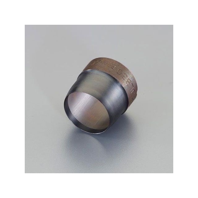 ●メーカー名：エスコ / ESCO●商品名：38mm 革ポンチ替刃●メーカー品番：EA576F-138●JANコード：4548745589252商品の保証は、メーカー保証書の内容に準じます。備考■EA576F-30〜-60、F-300〜-5...
