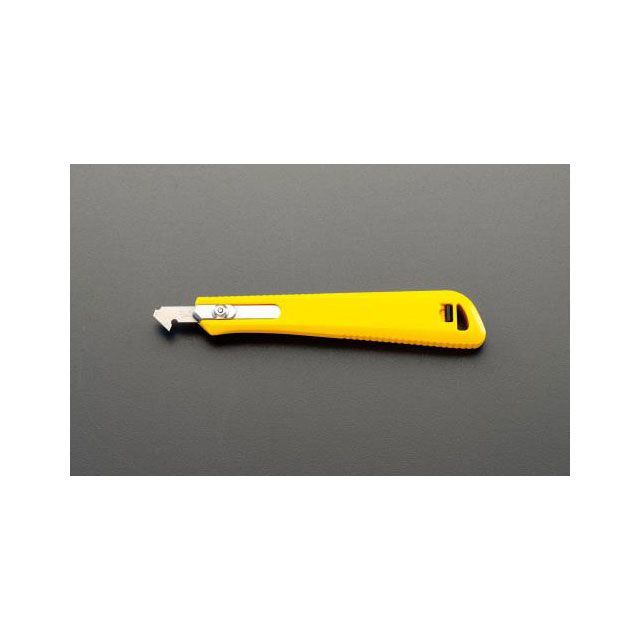 ●メーカー名：エスコ / ESCO●商品名：カッター（プラスチック板用）●メーカー品番：EA589CZ-10A●JANコード：4548745280555商品の保証は、メーカー保証書の内容に準じます。備考■材質…本体：ABS樹脂、刃：SKS-...