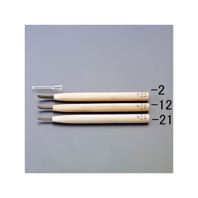 ●メーカー名：エスコ / ESCO●商品名：9.0mm 彫刻刃（安来鋼/三角型/90°）●メーカー品番：EA588MW-25●JANコード：4550061482971商品の保証は、メーカー保証書の内容に準じます。備考■全長…212mm■刃幅...