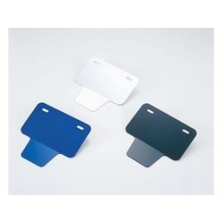 ●メーカー名：クリエイティブ・ファクトリー ポッシュ / C.F.POSH●商品名：三角ステッカー付 角小型ナンバープレートホルダー●カラー シルバー・カラー：ブルーはこちら・カラー：ブラックはこちら・カラー：レッドはこちら●メーカー品番：...