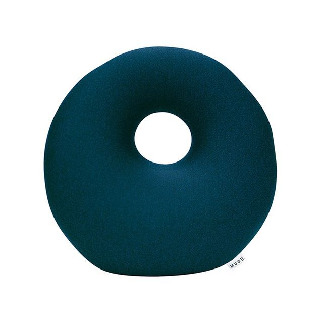 ●メーカー名：MOGU(モグ)●商品名：プレミアム ホールクッション（ディープブルー）●JANコード：4540323002436商品の保証は、メーカー保証書の内容に準じます。カラーディープブルー材質本体：ポリエステル90％、ポリウレタン10...