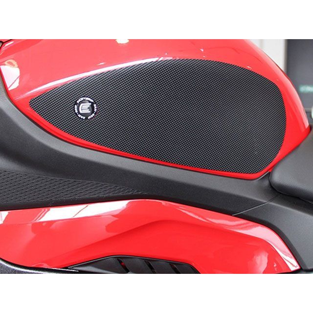 ●メーカー名：アールアンドジー / R&G●商品名：Eazi-Grip タンクグリップ「PRO」（ブラック）●メーカー品番：RG-PRO123BL●JANコード：4580779597292当商品はお客様ご注文後の海外輸入となります。通常時で...
