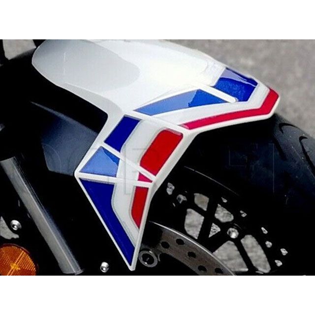 ●メーカー名：モトグラフィックス / MOTOGRAFIX●商品名：ボディパッド フロントフェンダーシールド●メーカー品番：MT-HFF002RWB●JANコード：4580041248839当商品はお客様ご注文後の海外輸入となります。通常時...