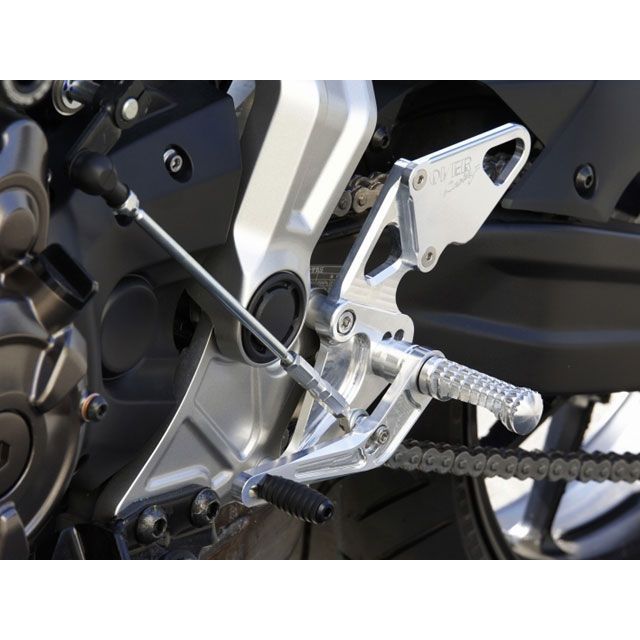 ●メーカー名：オーバーレーシング / OVER RACING●商品名：バックステップ 4ポジション●カラー シルバー・カラー：ブラックはこちら●メーカー品番：・51-50-01●JANコード：4539770112355OVERRACINGか...