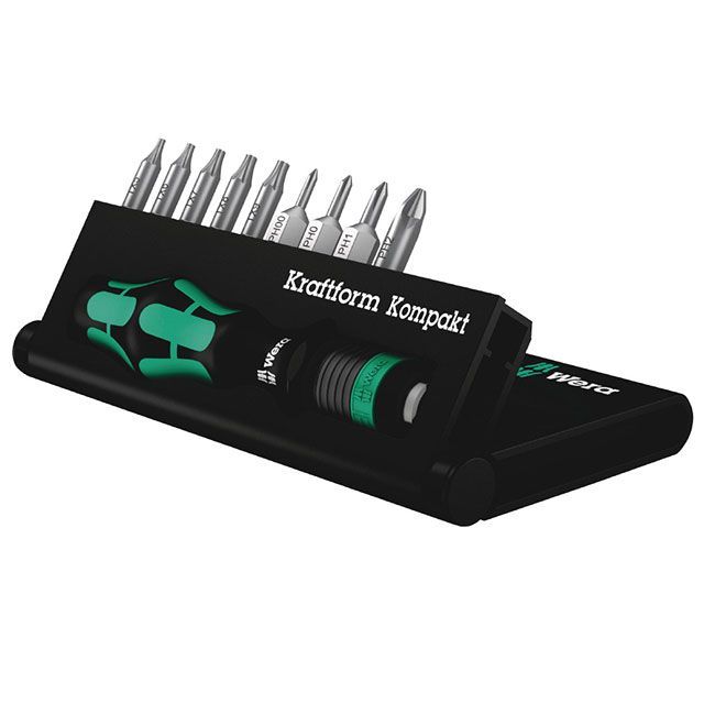 ●メーカー名：ヴェラ / WERA●商品名：135942 10点組 クラフトフォームコンパクトドライバーハンドルビットセット ケース付●メーカー品番：・135942●JANコード：4013288155887商品の保証は、メーカー保証書の内容...