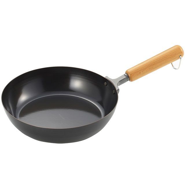 ●メーカー名：ヨシカワ / YOSHIKAWA●商品名：NEWグルメパワー木柄フライパン22cm●メーカー品番：SJ3168●JANコード：4979487931687商品の保証は、メーカー保証書の内容に準じます。打ち出し加工で底面の歪みも少...