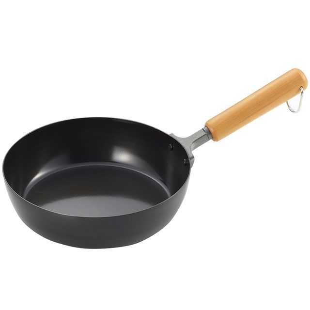 ●メーカー名：ヨシカワ / YOSHIKAWA●商品名：NEWグルメパワー木柄フライパン20cm●メーカー品番：SJ3167●JANコード：4979487931670商品の保証は、メーカー保証書の内容に準じます。打ち出し加工で底面の歪みも少...