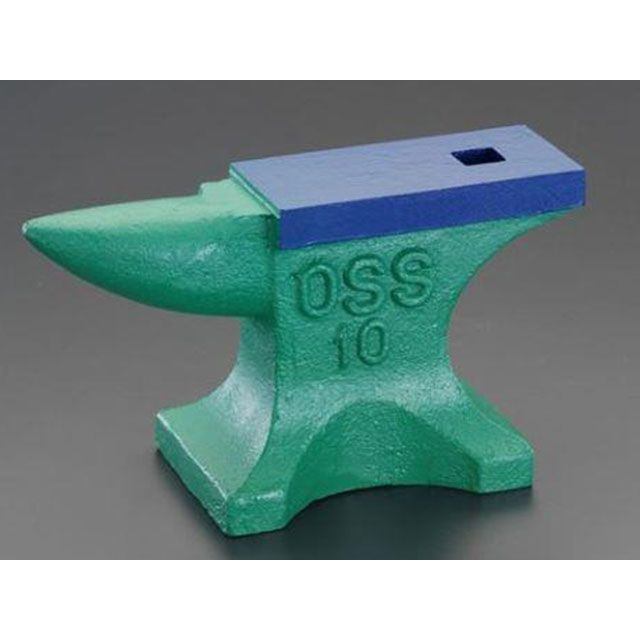 ●メーカー名：エスコ / ESCO●商品名：255mm/10.0kg 鋳鉄製アンビル●メーカー品番：EA525ZZ-13●JANコード：4518340672161商品の保証は、メーカー保証書の内容に準じます。全長：255mm高さ：145mm...