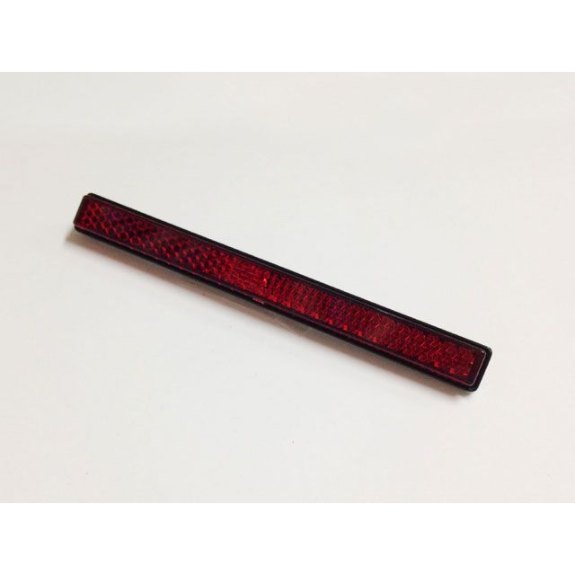 ●メーカー名：キジマ / KIJIMA●商品名：リフレクター スリム4 Eマーク付（ネジ固定式）●メーカー品番：305-2149●JANコード：4934154169336商品の保証は、メーカー保証書の内容に準じます。●タイプネジ固定式●サイ...