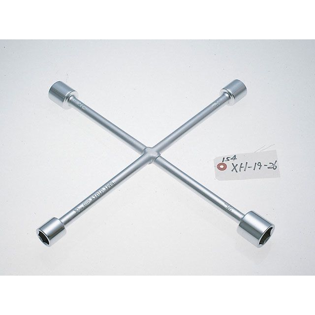●メーカー名：ケイティーシー / KTC(ケーティーシー)●商品名：XH-19-27 クロスリムレンチ（19×22×24×27）●メーカー品番：XH-19-27●JANコード：4989433201153商品の保証は、メーカー保証書の内容に準...