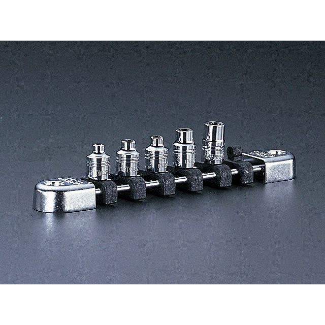 ●メーカー名：ネプロス / nepros●商品名：NTQ4E05A（6.3SQ） ネプロス・E型トルクスレンチ セット●メーカー品番：NTQ4E05A●JANコード：4989433127392商品の保証は、メーカー保証書の内容に準じます。●...