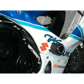 ●メーカー名：アールアンドジー / R&G●商品名：クラッシュプロテクター●カラー ホワイト・カラー：ブラックはこちら●メーカー品番：RG-CP0168WH●JANコード：4571381452499当商品はお客様ご注文後の海外輸入となります...