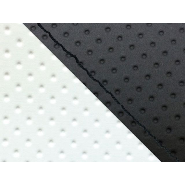 ●メーカー名：グロンドマン / Grondement●商品名：MT-09/FZ-09 国産シートカバー エンボス黒＆エンボス白●タイプ：張替 仕様：黒ステッチ・タイプ：張替 仕様：黒ダブルステッチはこちら・タイプ：張替 仕様：赤ステッチはこ...