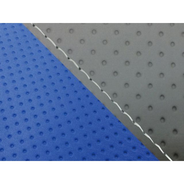 ●メーカー名：グロンドマン / Grondement●商品名：YZF-R1ダブル（リア側） 国産シートカバー エンボス灰＆エンボス青●タイプ：張替 仕様：透明ステッチ・タイプ：張替 仕様：黒ステッチはこちら・タイプ：張替 仕様：黒ダブルステ...