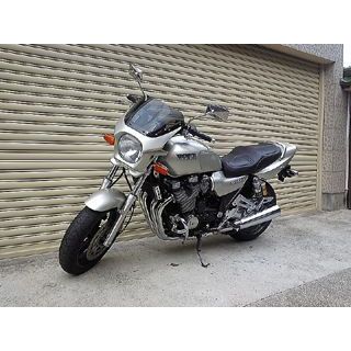 ●メーカー名：ワールドウォーク / WW●商品名：汎用ビキニカウル DS-01 typeR（ニューシルバーダスト）●メーカー品番：ds-01r-18●JANコード：4582494881151商品の保証は、メーカー保証書の内容に準じます。納期...