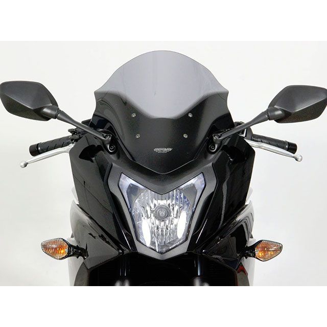 ●メーカー名：エムアールエー / MRA●商品名：スクリーン ツーリング●カラー スモーク●メーカー品番：MT102S●JANコード：4548916228959商品の保証は、メーカー保証書の内容に準じます。材質アクリルサイズ幅365mm×長...