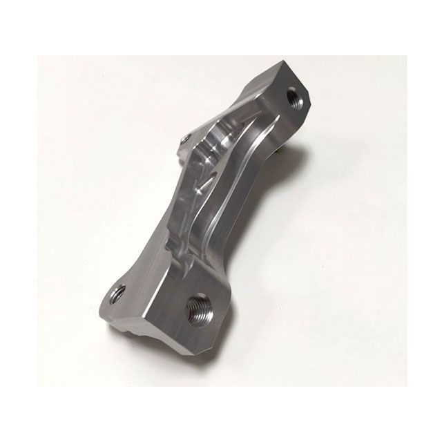 ●メーカー名：ベルリンガー / BERINGER●商品名：ラジアルキャリパーブラケット KT13Aキャリパー対応（シルバー）●メーカー品番：PLAKT13RAD-S●JANコード：4548916791682商品の保証は、メーカー保証書の内容...