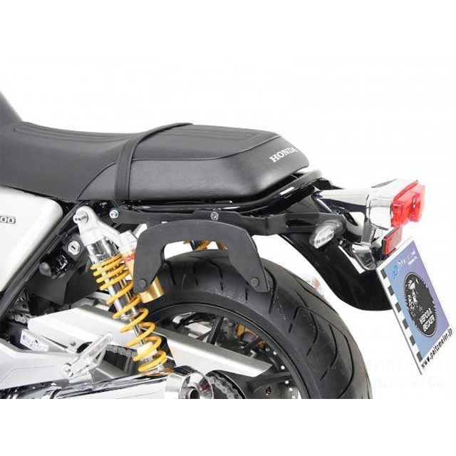 ●メーカー名：ヘプコ＆ベッカー / HEPCO＆BECKER(ヘプコアンドベッカー)●商品名：サイドソフトケースホルダー C-Bow（ブラック）●メーカー品番：630-9502-0001●JANコード：4042545649326本国に在庫が...